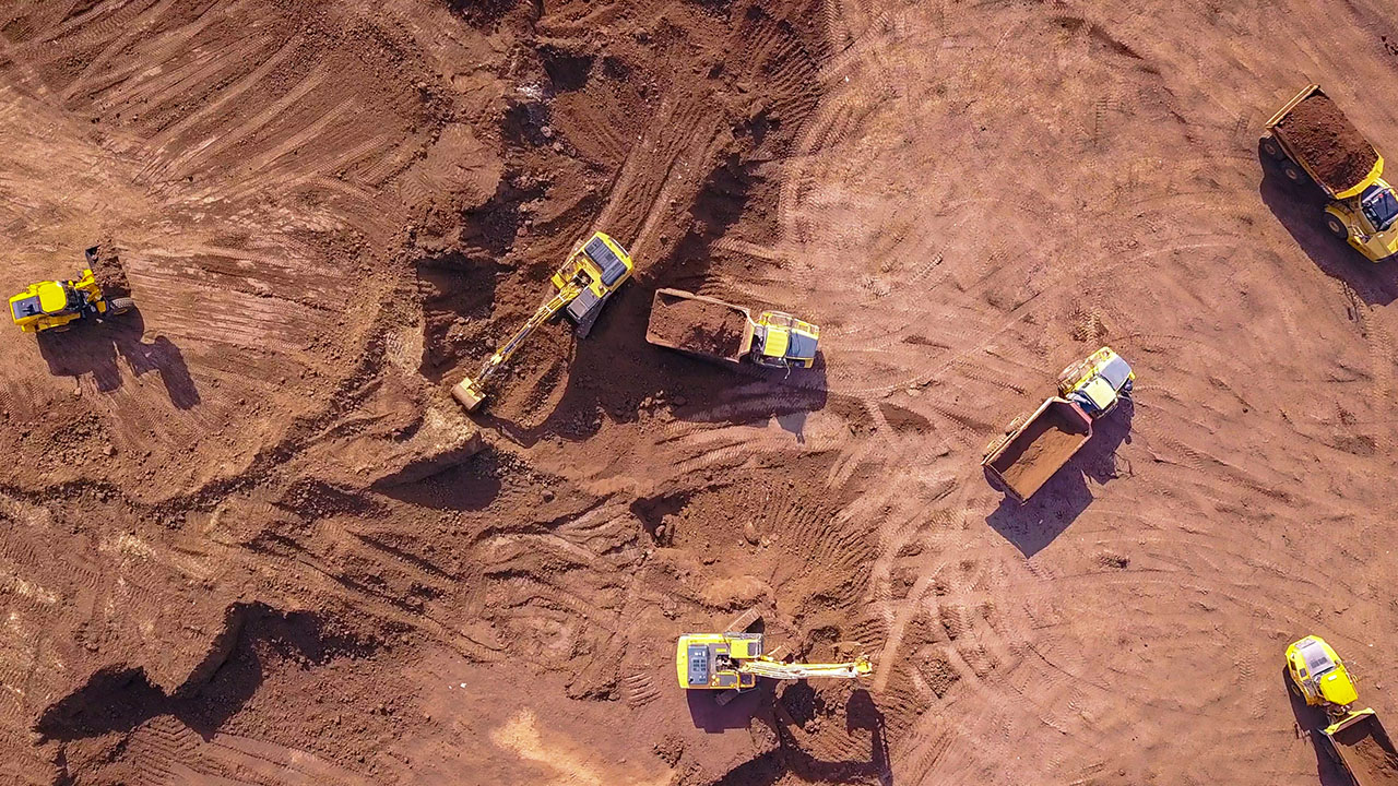 Earthmoving Safety: Working Around Heavy Equipment - SafetyDocs by ...