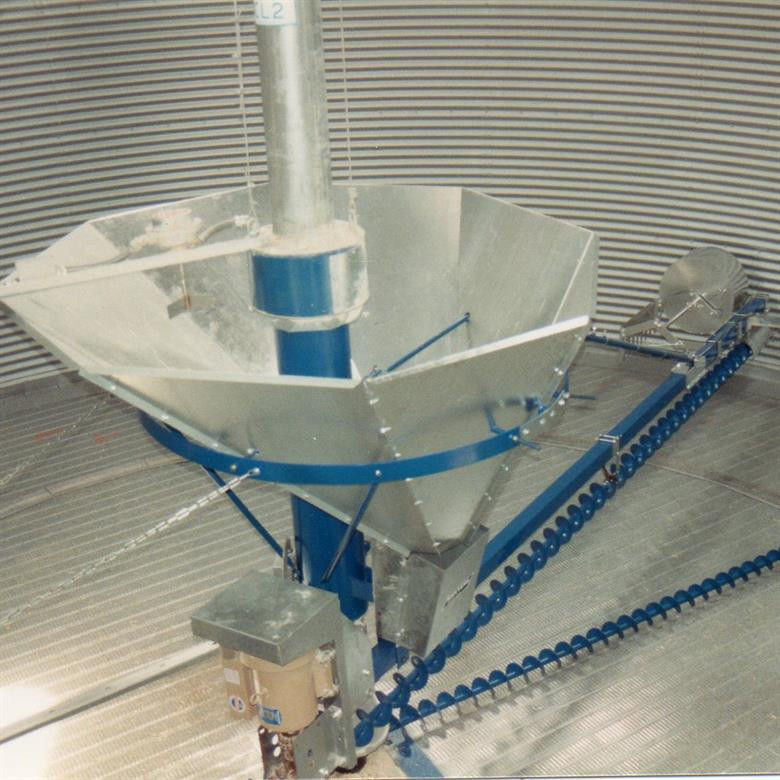 Shivvers Level Dry Grain Spreader