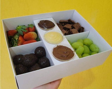 Fondue Box 10 PACK (10 Boxes With Clear Lids No Containers Included )
