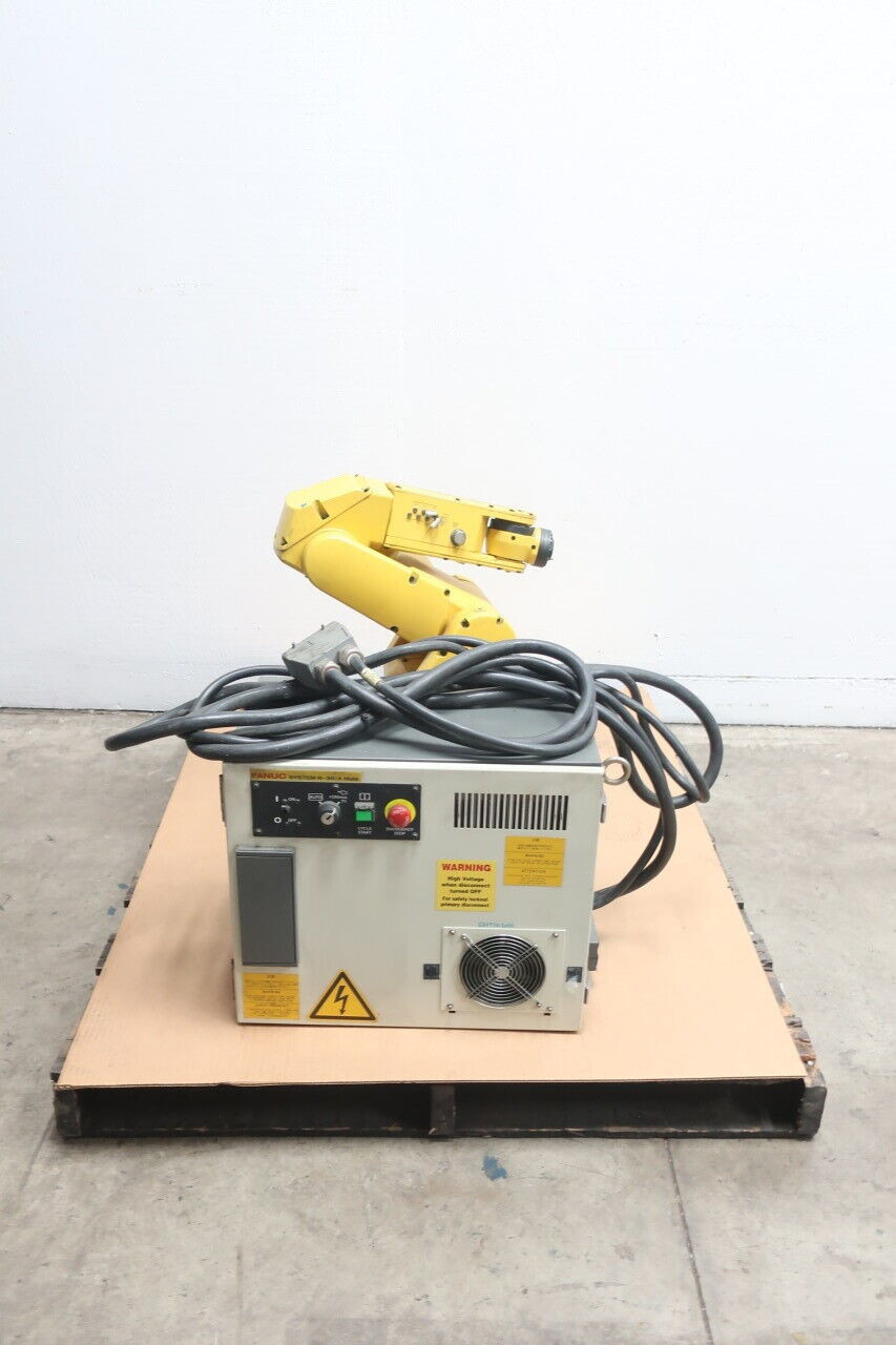 Fanuc A05B-2551-B160 A05B-1139-B204 Lr Mate 200/c Robot And Controller ...