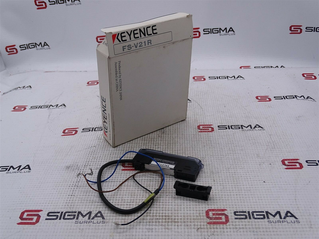 keyence fs-v21r photoelectric amplifier - Industrial Lynx