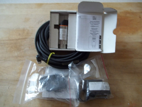 Ifm Effector Pn703 Pressure Sensor With Cable & Mounting Hardware ...