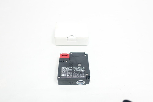 Omron D4NL-1DFA-B Guard Lock Safety Door Switch - Industrial Lynx