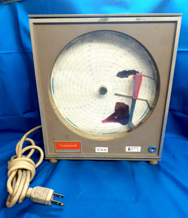 Honeywell Circle Chart Recorder 612X9-Ht-00-00-7E16-L - Industrial Lynx