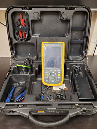 Fluke 125B Kit Scopemeter Handheld Oscilloscope 40Mhz Power Quality Bus ...