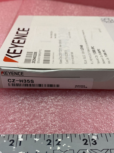 Keyence Cz-H35S Fiber Optic Reflexive Sensor With Red Led - Industrial Lynx