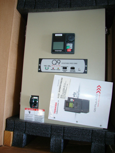 Toshiba Q9+4110Ier3 Transistor Inverter Adjustable Speed Drive (10 Hp, 14 A) - Industrial Lynx