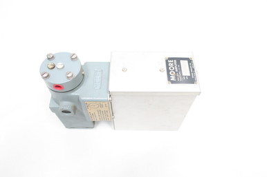 Moore 7712C Solid State Amplifier 115V-Ac - Industrial Lynx