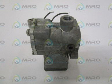 parker k085-6025 air pilot valve - Industrial Lynx