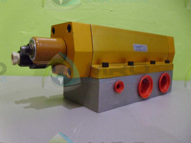 vickers 003829 pneumatic valve - Industrial Lynx