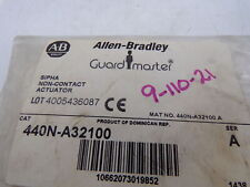 Allen Bradley 440N-A32100 Ser A Actuator - Industrial Lynx