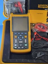 Fluke 123 Industrial Scopemeter Scope Oscilloscope Meter Multimeter ...
