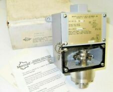 Mercoid Dwyer 1004-W-A1-D Pressure Switch 3000 Psig - Industrial Lynx