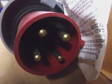 Hubbell 460P7W Watertight Pin And Sleeve Plug - Industrial Lynx