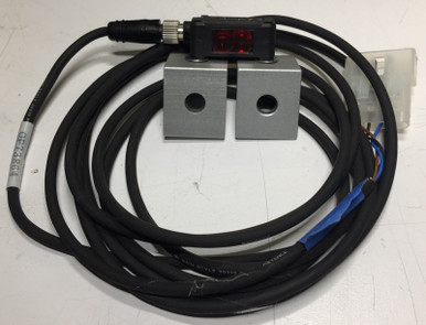 Keyence Pz-G102Cn Square Reflective M8 Connector Npn & Op73864 Fiber ...