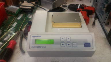Eppendorf Thermostat Plus Interchangeable Heat Block 5352 - Industrial Lynx