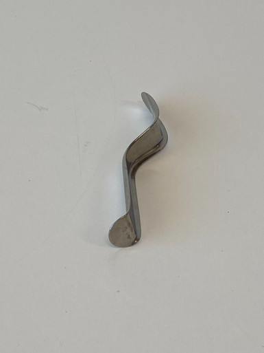 V Mueller Mo9500 Cheek Retractor - Industrial Lynx