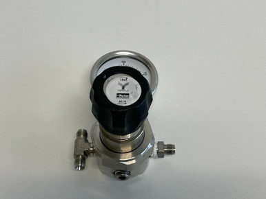 Parker Veriflo Ir4003 Pressure Regulator W/ Swagelok Gauge - Industrial Lynx