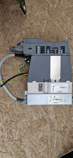 Siemens Sinamics Control Unit Cu240S Dp 6Sl3244-0Ba20-1Pa0 & 6Sl3224 ...