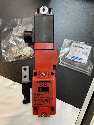 Xcs-L Limit Switch Xcsl Ice 947-5-1 Telemechanics - Industrial Lynx
