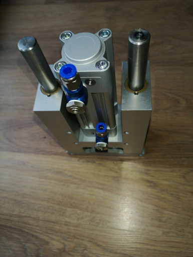 Festo Guide Unit Cylinder Dsbc 32-40-Ppva-N3 - Industrial Lynx