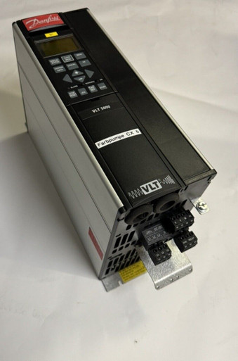 Danfoss Vlt5006Pt5B20Str3Dlf00A00C0 175Z0064 7.6Kva Inverter + Panel ...