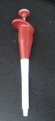 Gilson Microman M1000 Single Channel Pipette 200-1000L - Industrial Lynx