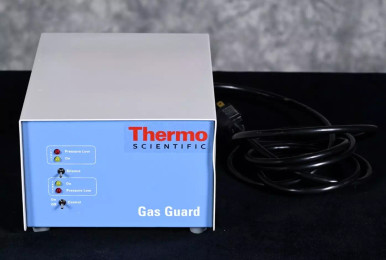 Thermo Fisher Scientific 3050 Gas Guard in Lab Incubators CO2/N2 Tank ...