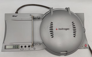 Invitrogen Iblot Dry Blotting Gel Transfer System - Industrial Lynx