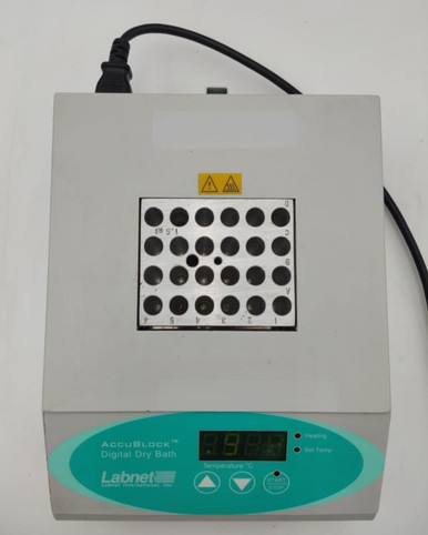 Biotrace Labnet D1100 Digital Dry Bath With 24-Well Block - Industrial Lynx