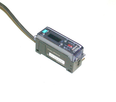 Keyence Fiber Optic Photoelectric Sensor 12-24 Vdc Model Fs-V1P ...