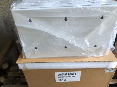 Lineage Power 848870832 Battery Box Rev. 09 - Industrial Lynx