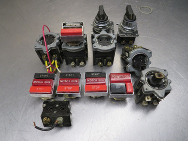 Cutler Hammer Push Button And Selector Switch Lot Of Various P/Ns ...