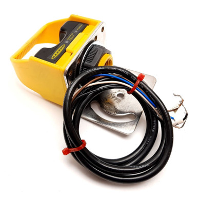 Banner Stbvp6 Self-Checking Optical Touch Button Switch, 10-30Vdc, 4 ...