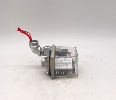 Alco Ff444-V2 Daf Pressure Switch - Industrial Lynx