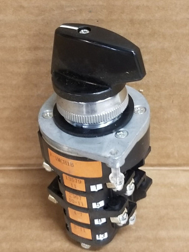 Fuji F-1Mch1B Rotary Commutator Switch 600V 10A - Industrial Lynx