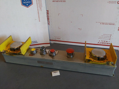 Allen Bradley 800P-S2Cg1A Start/Stop 2 Estop Hand Safety Start ...