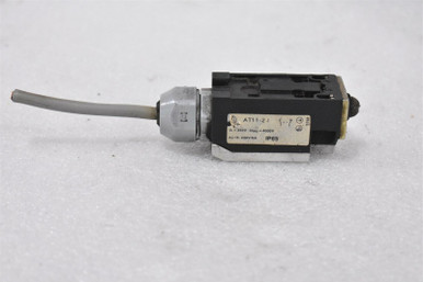 Klockner Moeller At11-2-I 230Vac 6 Amp Limit Switch - Industrial Lynx