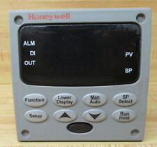 Honeywell Dc3200Ee000R20000000E00 Udc3200 Controller - Industrial Lynx