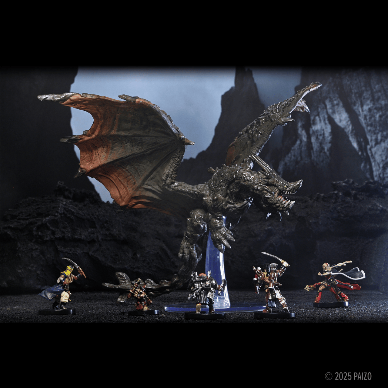 Pathfinder Battles Miniatures: Adult Adamantine Dragon - Game Nerdz