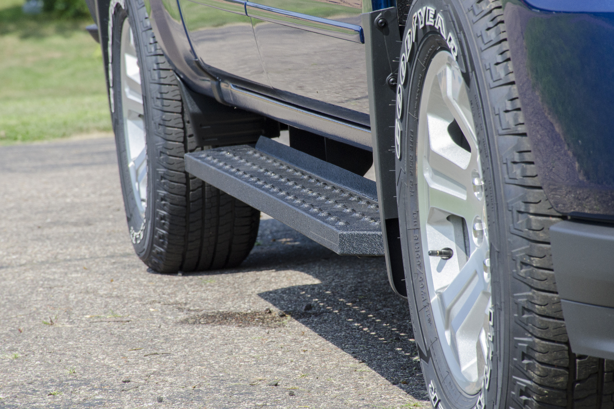 Exterior - Running Board & Side Bars - RidgeStep® 6-1/2" Running Boards ...