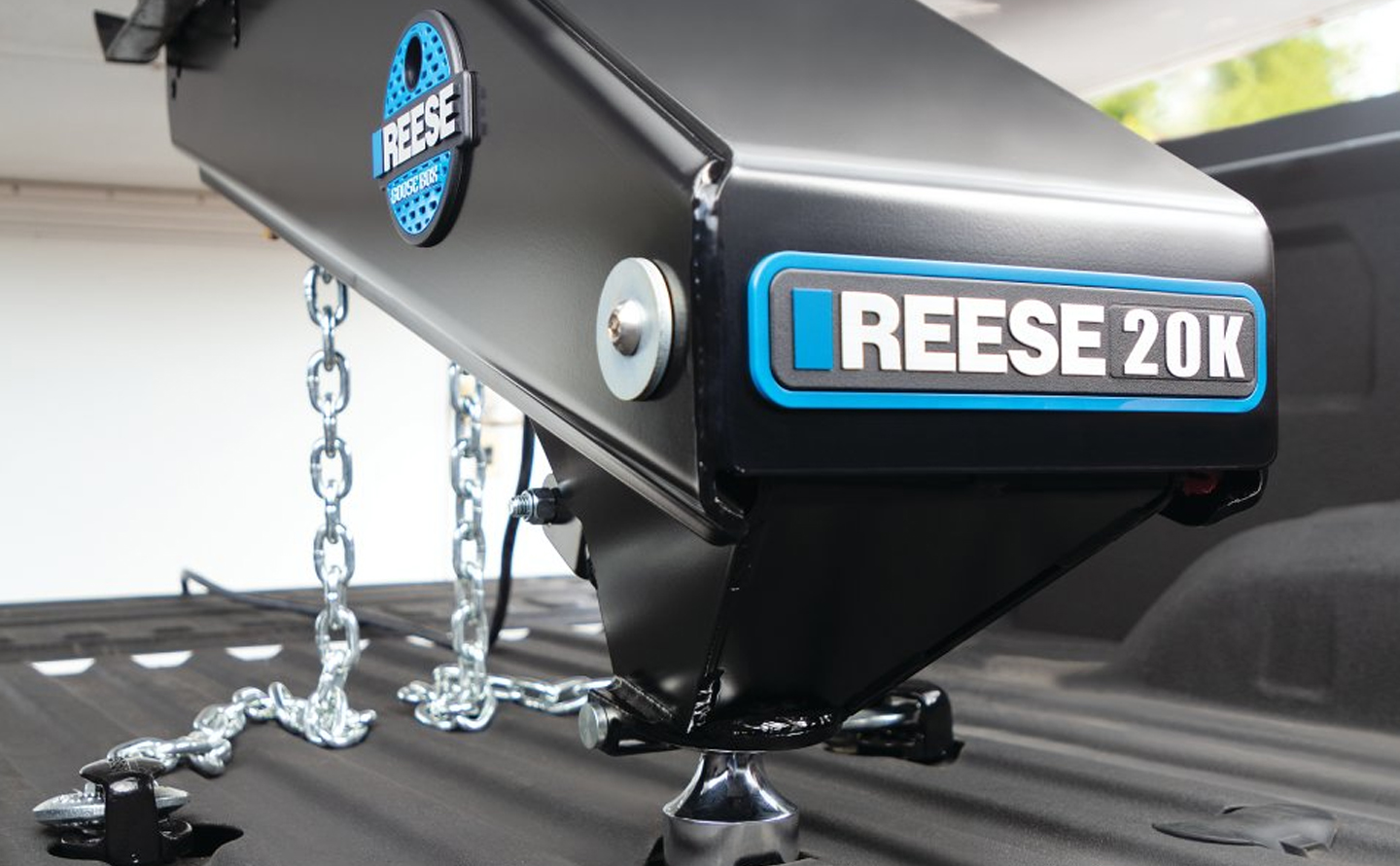 Transform Your Towing Experience with the Reese Goosebox 94920, 94716 ...