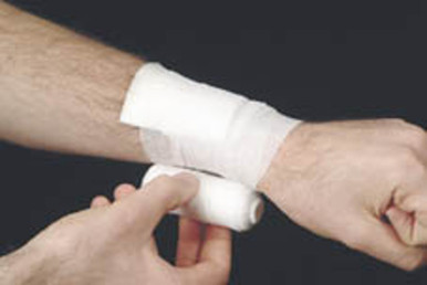 CONFORMING BANDAGE, 75MM X 4MT - Qizzle