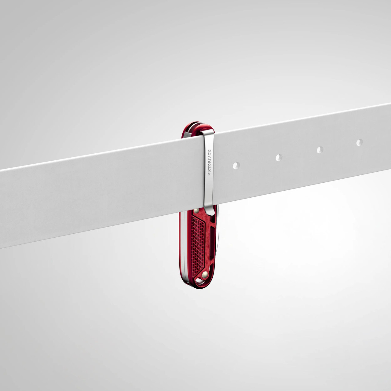 Victorinox Synergy X Alox Red (0.8226.20)