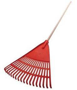 Atlas 18T Plastic Wood Handle Leaf Rake - Omokoroa ITM