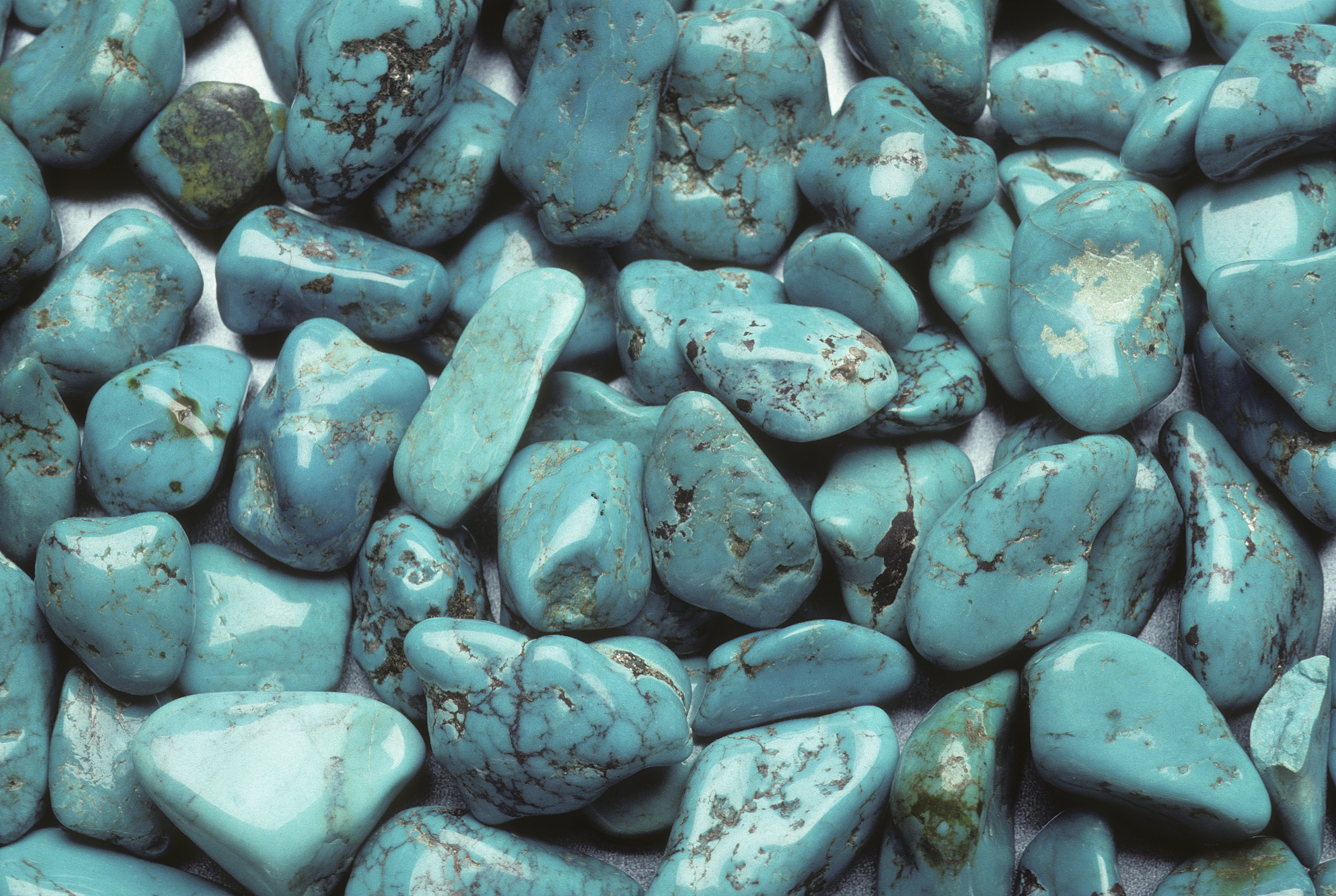 Types of Turquoise: Your Complete Guide to America's Most Treasured ...