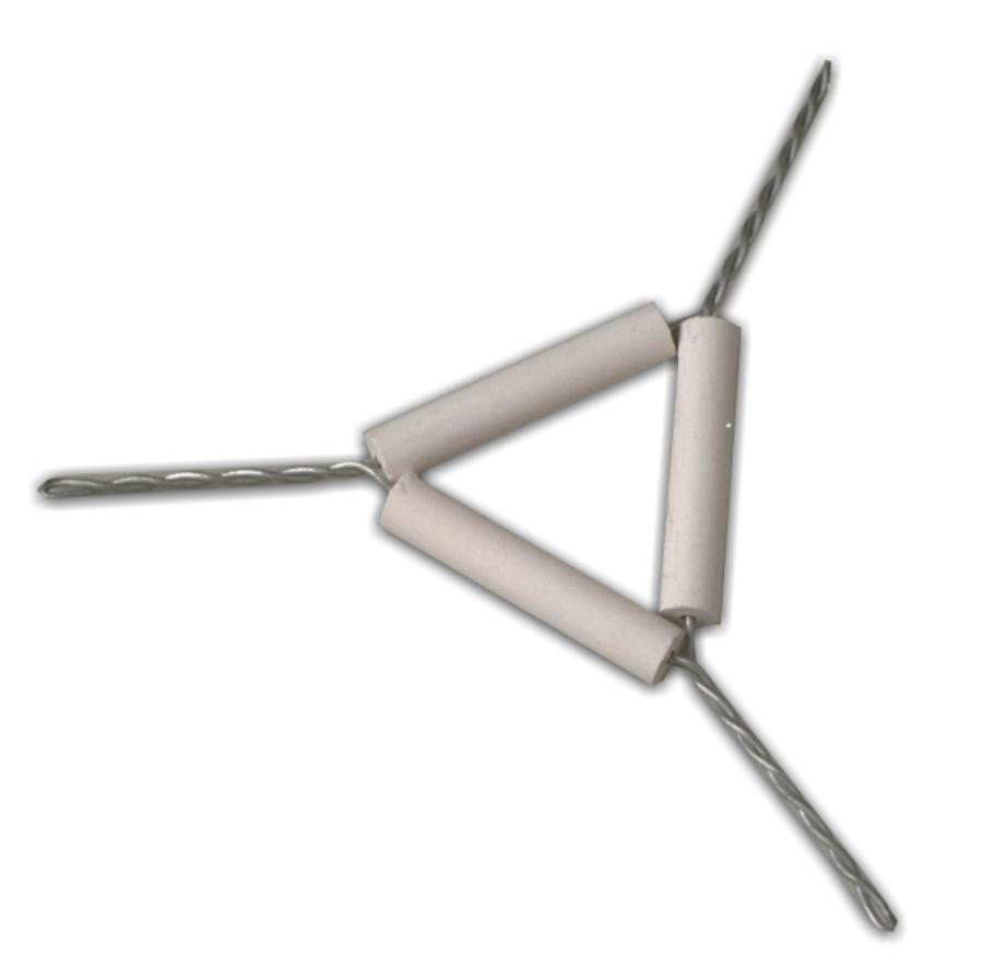 Triangle, clay, 2" pipe-stems
