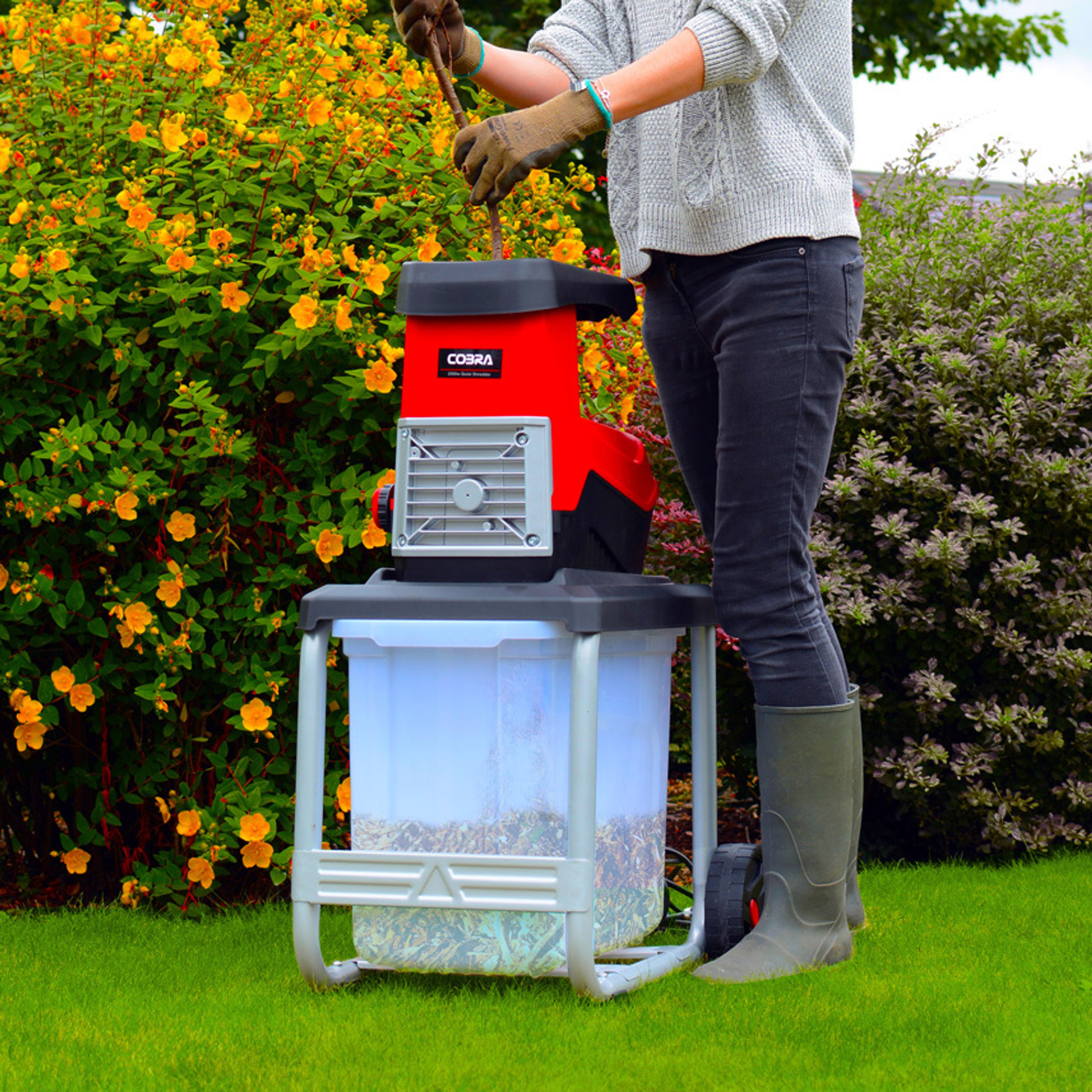 Lawnmower Range - Page 1 - Cobra Garden Lawnmower Range - Page 1 - Cobra Garden