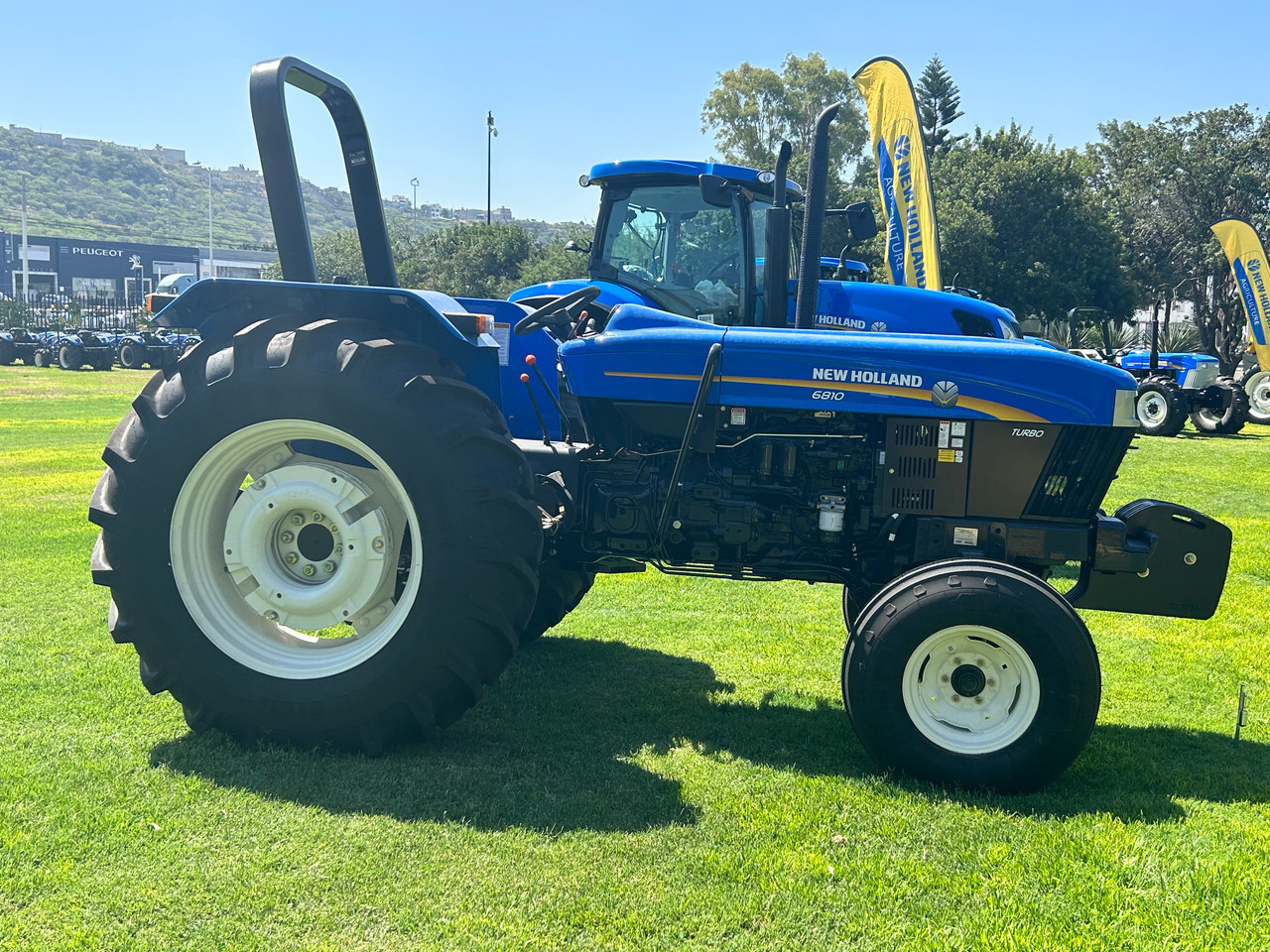 New Holland 6810 Tracción Sencilla - Macloud - Sandbox
