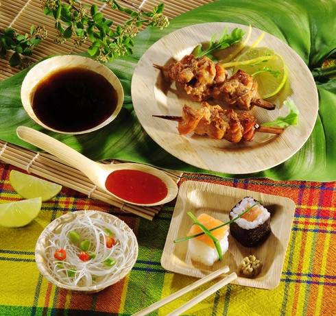Bamboo Leaf Double Layer Small Plate 3.5in - 50 pcs - BioandChic